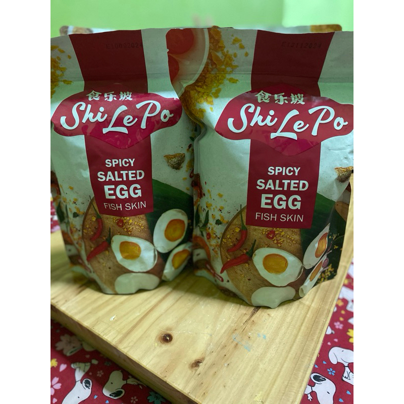 Jual Shi Le Po Spicy Salted Egg Fish Skin | Shopee Indonesia