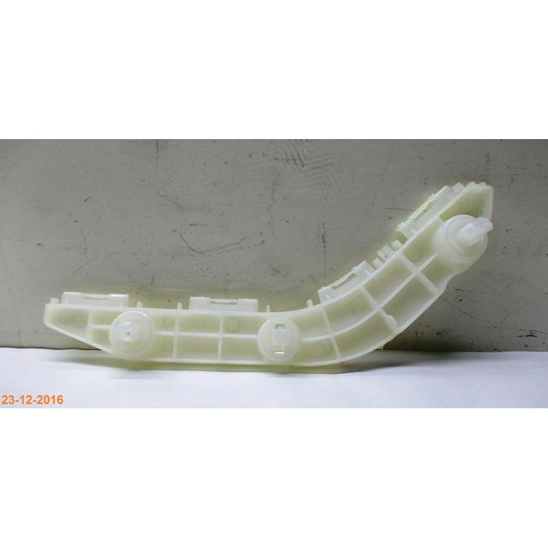 Jual BRACKET KANCINGAN BUMPER BEMPER DEPAN GRAND INNOVA BARONG 2012 ...