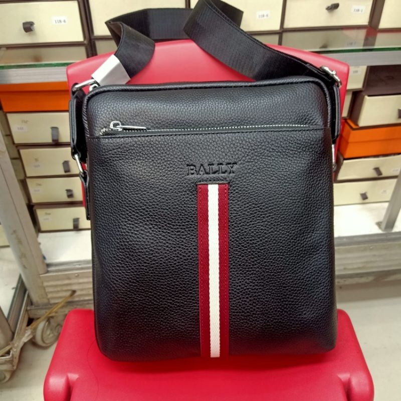 Jual Tas selempang Bally Leather Logo list merah putih messenger bag ...