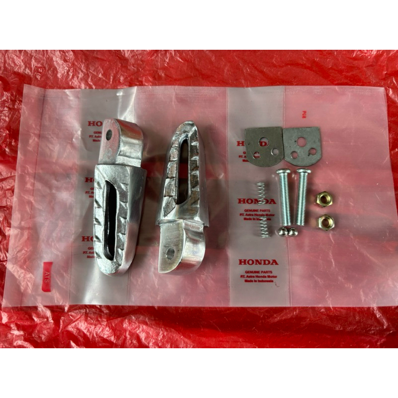 Jual FOOTSTEP FOOT STEP BUSTEP PIJAKAN KAKI BELAKANG VARIO 150 NEW ...