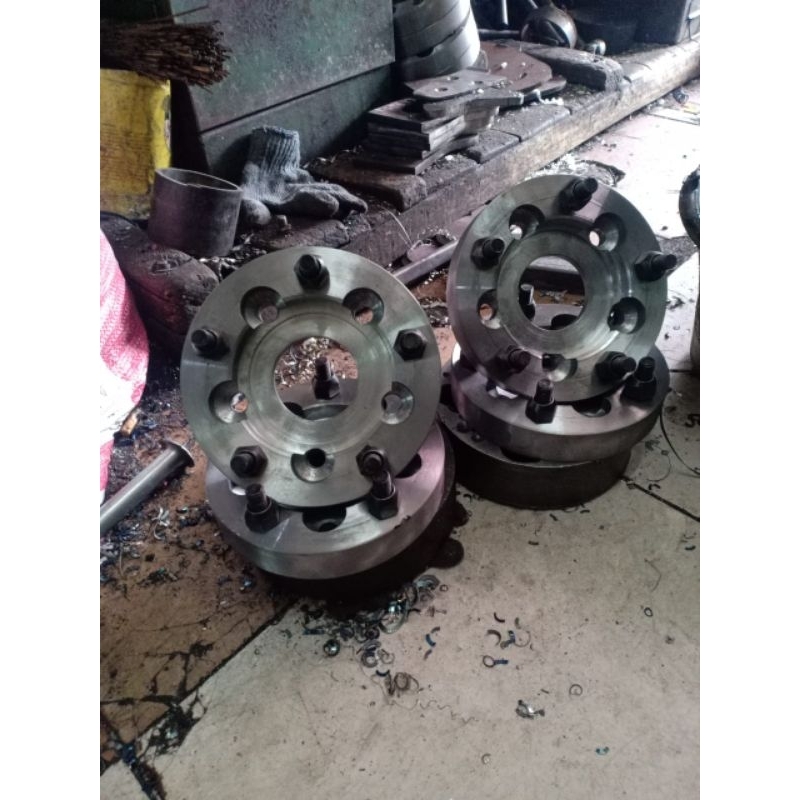 Jual Adaptor velg 3 cm CHEROKEE pcd 5×114 ke 5×139,7 ( 4 pcs ) | Shopee ...