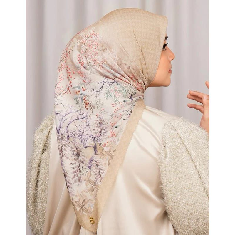 Jual Hijab Buttonscarves Jilbab Segi Empat Buttonscarves | Shopee Indonesia