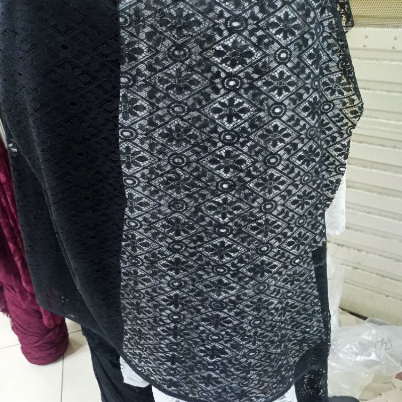 Jual Bahan/Kain Brokat Garment Korea | Brokat Banyak Motif ( Khusus ...