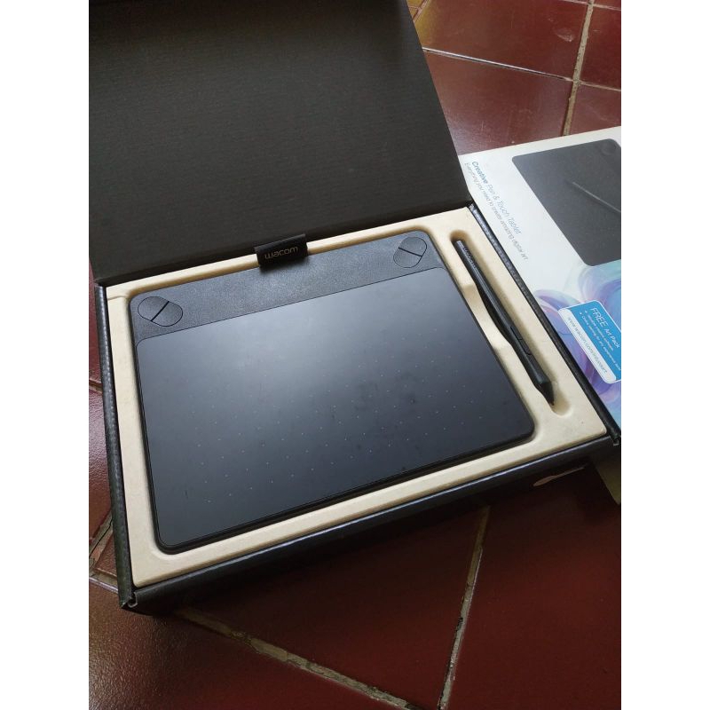 Jual Pentab Wacom intuos Comic touch CTH490 CTH 490 drawing tablet pen ...