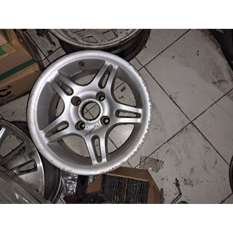 Jual velg panther grand royal R14 masih bagus | Shopee Indonesia