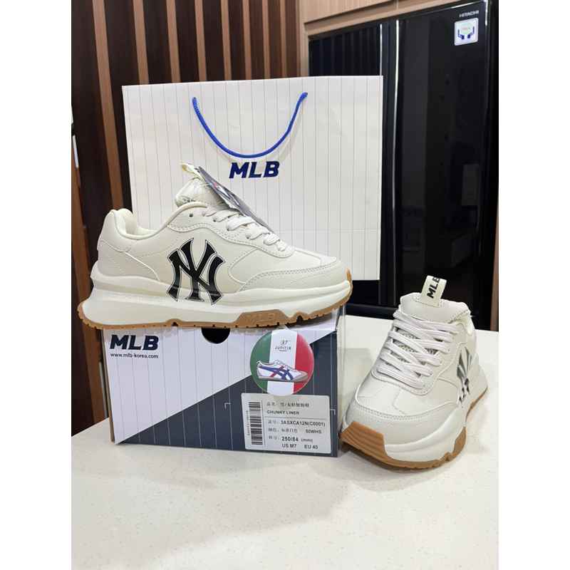 Jual Sepatu MLB CHUNKY Runner Basic New York Yankees | Shopee Indonesia