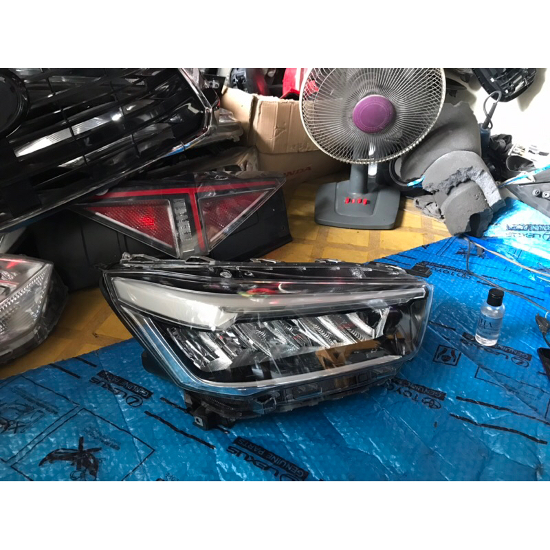 Jual headlamp lampu depan toyota raize full led 2021 2022 2023 | Shopee ...
