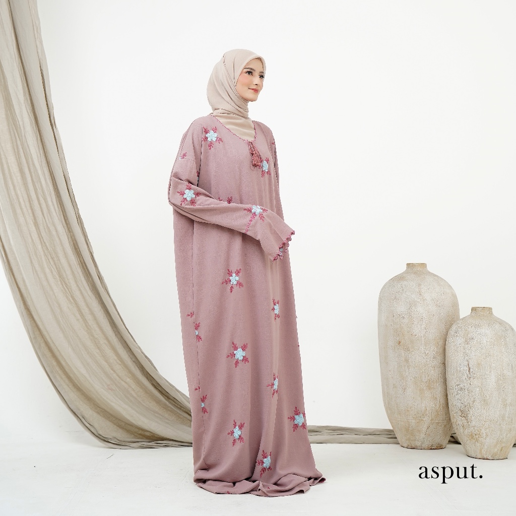 Jual ASPUT - Eira Embroidery Mukena Abaya by Hawaria/Aprilia | Shopee ...
