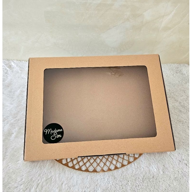 Jual GIFT BOX - KOTAK HAMPERS - DUS CORRUGATED 37x27x5 - JENDELA (ISI ...