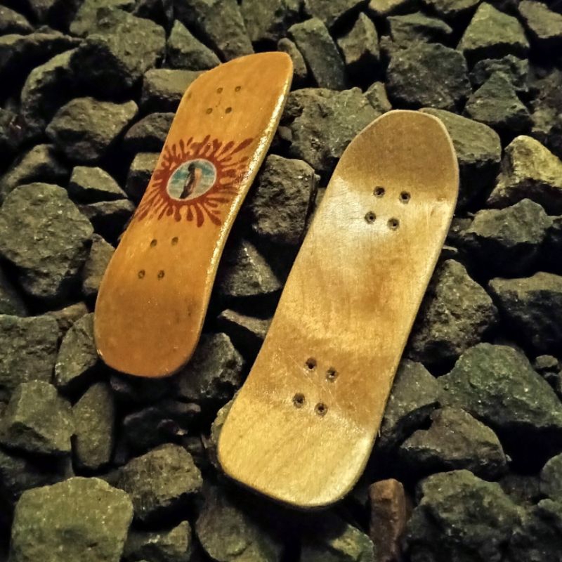 Jual Fingerboard Girl sea Maple Oldschool Medium Deck | Shopee Indonesia