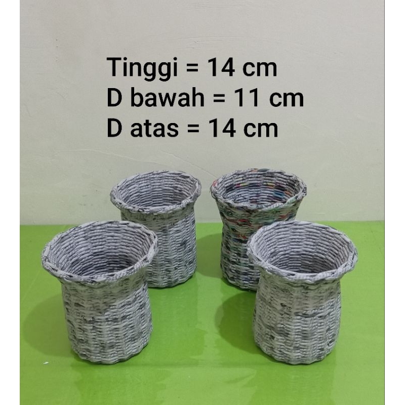 Jual Kerajinan Anyaman Koran | Vas Bunga | Tempat Pensil | Shopee Indonesia