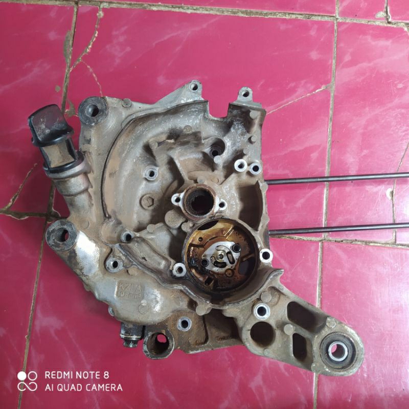 Jual CRANKCASE CALTER BLOK MESIN KANAN HONDA BEAT FI SCOOPY FI SPACY FI ...