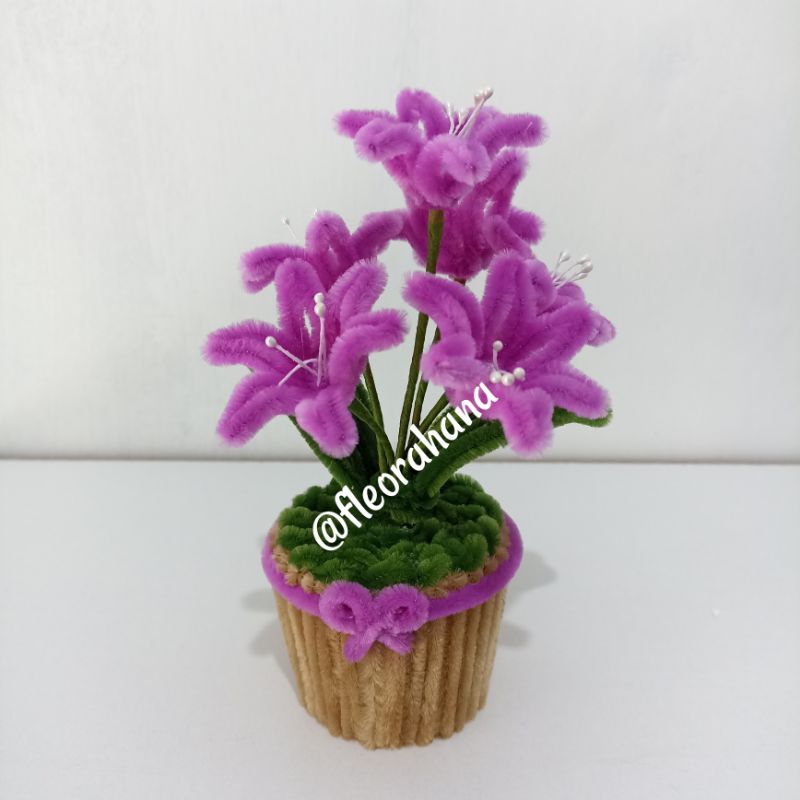 Jual HANDMADE Bunga Mini Lily Pipe Cleaner/Kawat Bulu Murah | Shopee ...