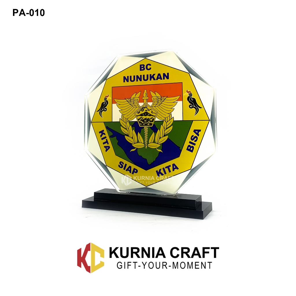 Jual Plakat Akrilik Model Diamond 15x15cm Berbagai Ketebalan, Plakat ...