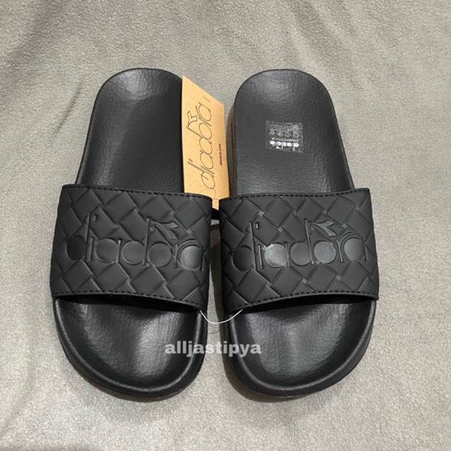 Jual Sandal Slide Diadora Fazil Men's Sandals - Black Navy | Shopee ...