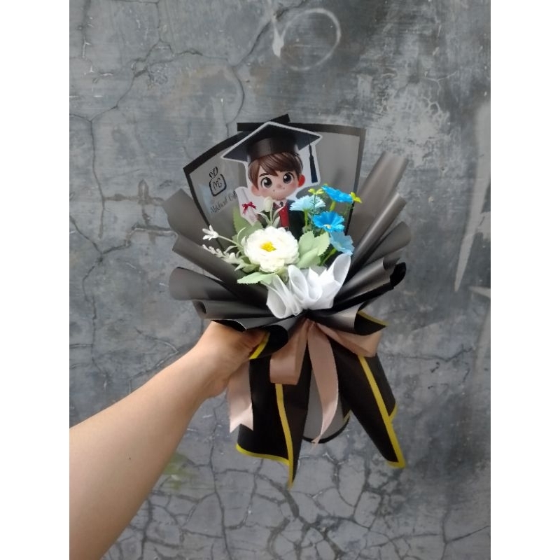 Jual buket wisuda/graduation bouquet/buket bunga/buket jajan/ | Shopee ...