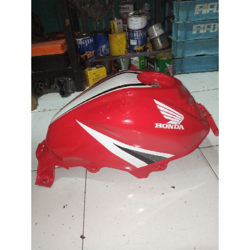 Jual tangki cbr 150r facelift k45G k45n original | Shopee Indonesia