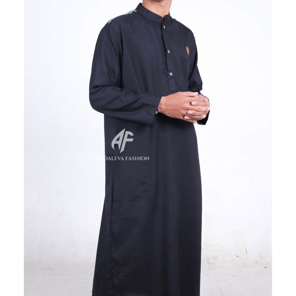 Jual Jubah Muslim Pria Dewasa Lengan Panjang Kekinian Premium Model kancing - jubah Pria Muslim ...