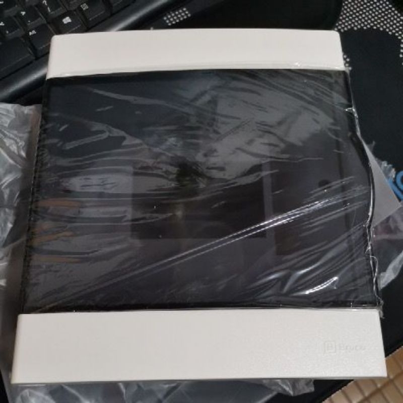 Jual Box Mcb broco 4 8 12 grup 4 8v12 moduls 17104 17108 17112 | Shopee ...