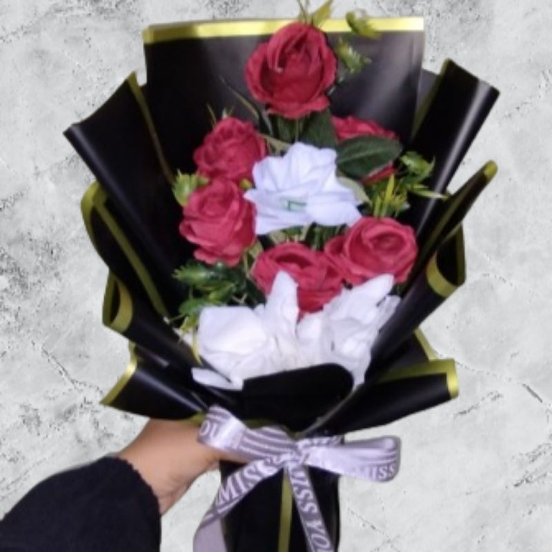Jual Bouquet bunga mawar murah(bisa request warna bunga dan kertas ...