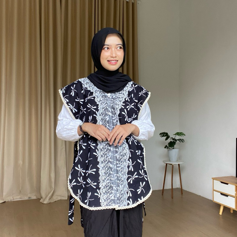 Jual Kayla vest Batik renda / vest kondangan / Vest Batik / Clowy vest ...