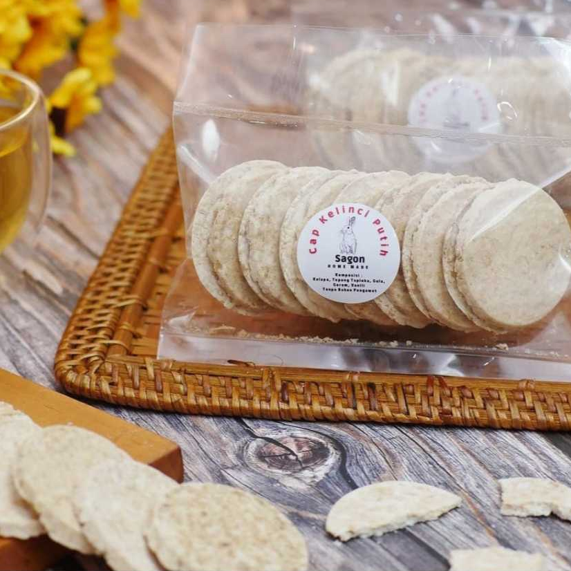 Jual [HALAL] Kue Sagon Cap Kelinci Putih / Sagon kelapa Home Made Enak ...