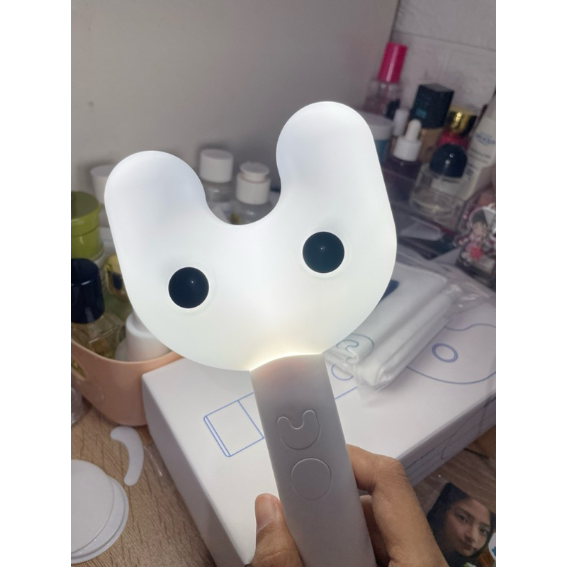 Jual [OFFICIAL] newjeans lightstick binky bonk only | Shopee Indonesia