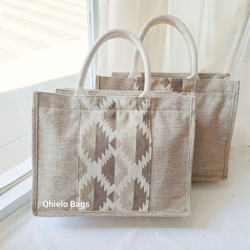 Jual Totebag Kanvas Gonee Motif Ethnic | Shopee Indonesia