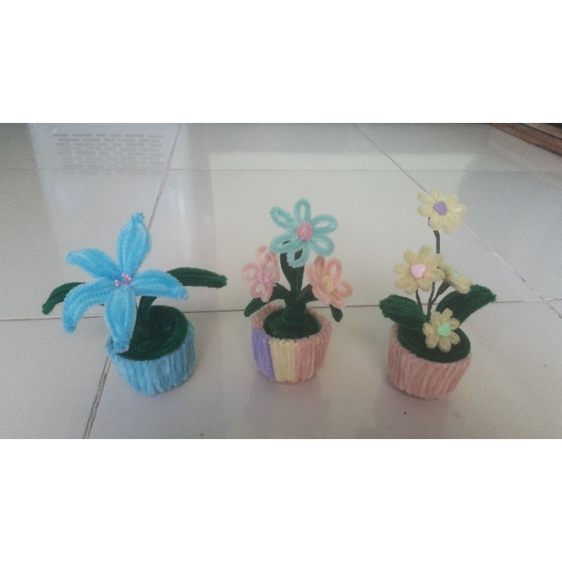 Jual bunga pot kawat bulu(pipe cleaner) | Shopee Indonesia