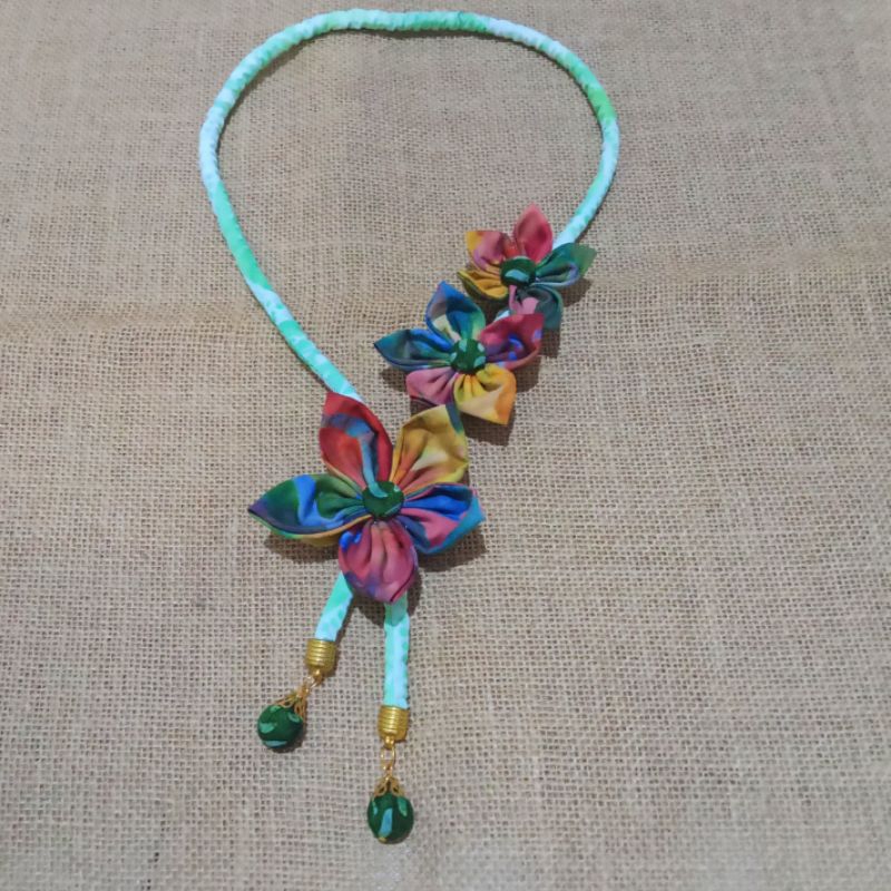 Jual Kalung Batik Bunga Tiga Kalung Handmade Kalung Fashion | Shopee ...
