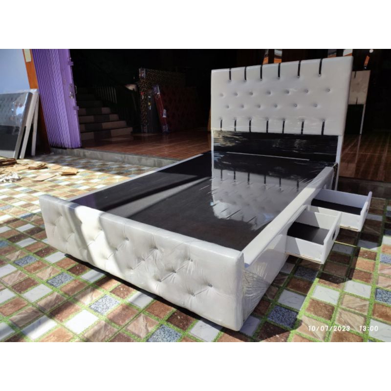Jual Dipan Springbed Queen ukuran 160 | Shopee Indonesia