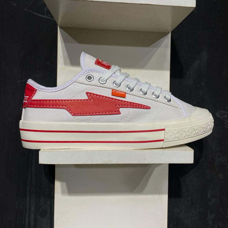 Jual SEPATU XTERNAL LOW PUTIH MERAH | Shopee Indonesia