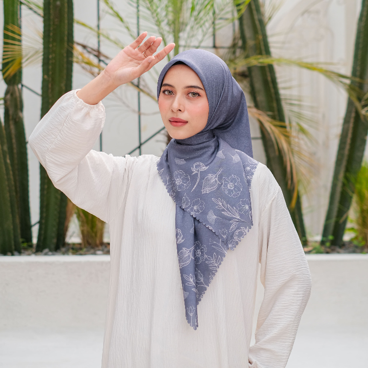 Jual SHARAH Laser Cut Hijab Segi Empat Print Motif Syaima Warna Purple ...