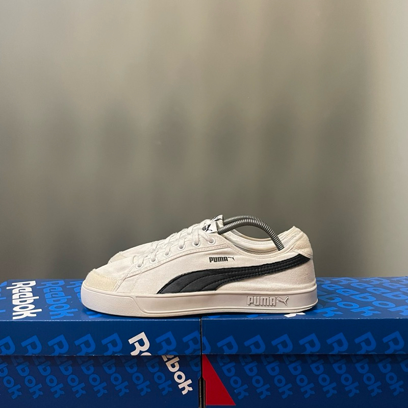 Jual 44 - Sepatu Puma Bekas Second Puma Smash v2 Vulc White Black Bekas ...