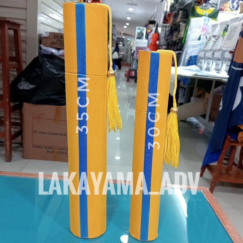 Jual tabung wisuda kuning list biru | Shopee Indonesia