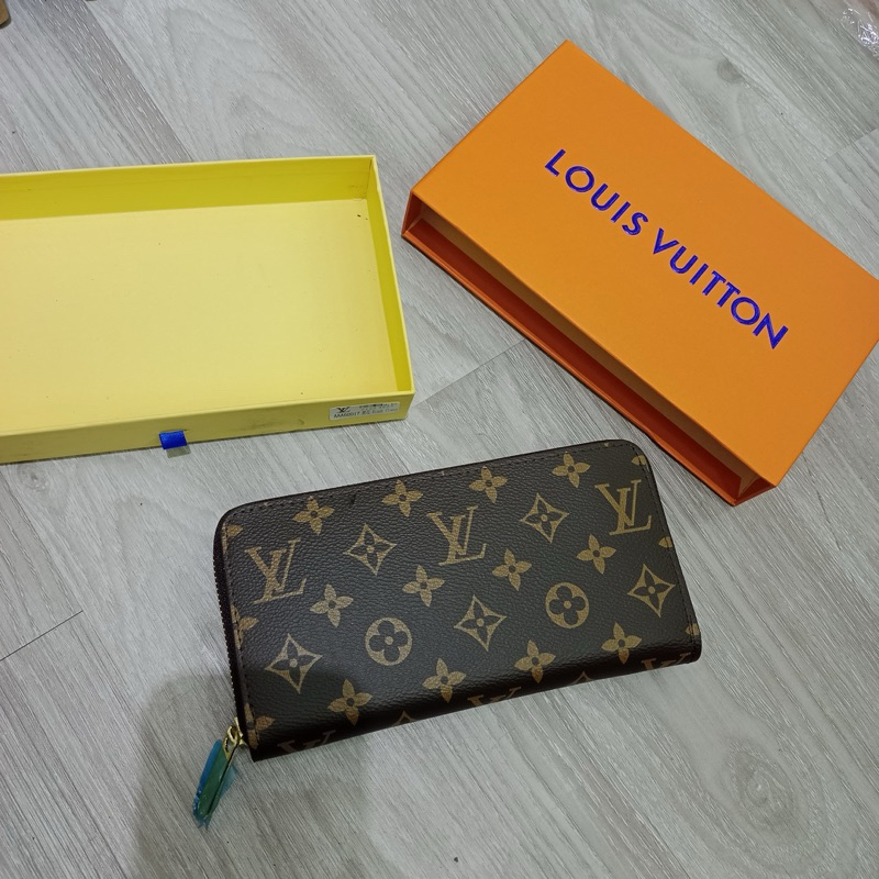 Jual Dompet Lv panjang FREE BOX SERUT | Shopee Indonesia