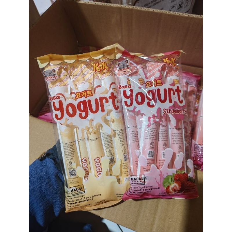 Jual KusKus Yogurt Stick isi 5 pcs Rasa Yogurt Strawberry / Original ...
