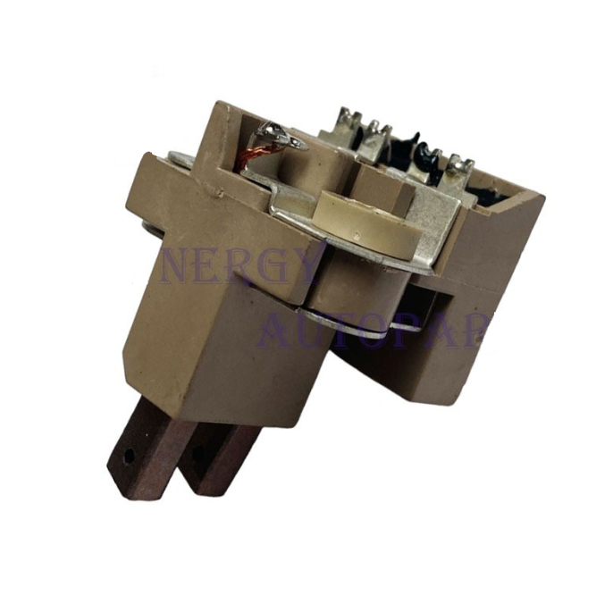 Jual Ic Regulator Ic Alternator Mitsubishi Fuso FE81 FR 24V - 7802 ...