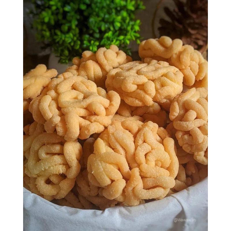 Jual 500 gram kue untuk cacing / kue unthuk yuyu manis | Shopee Indonesia