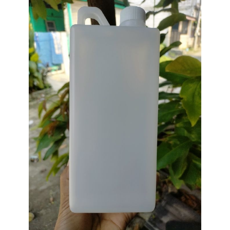 Jual Botol Jerigen 1 Liter Bahan Tebal (Bekas) | Shopee Indonesia