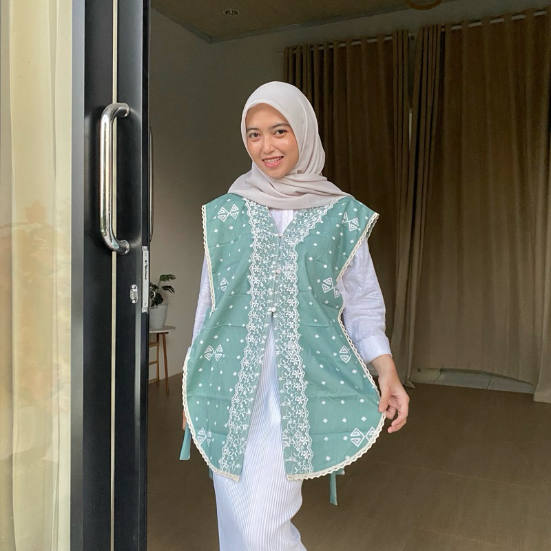 Jual Kayla vest Batik renda / vest kondangan / Vest Batik / Clowy vest ...
