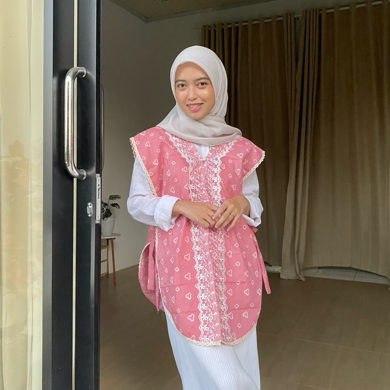 Jual Kayla vest Batik renda / vest kondangan / Vest Batik / Clowy vest ...