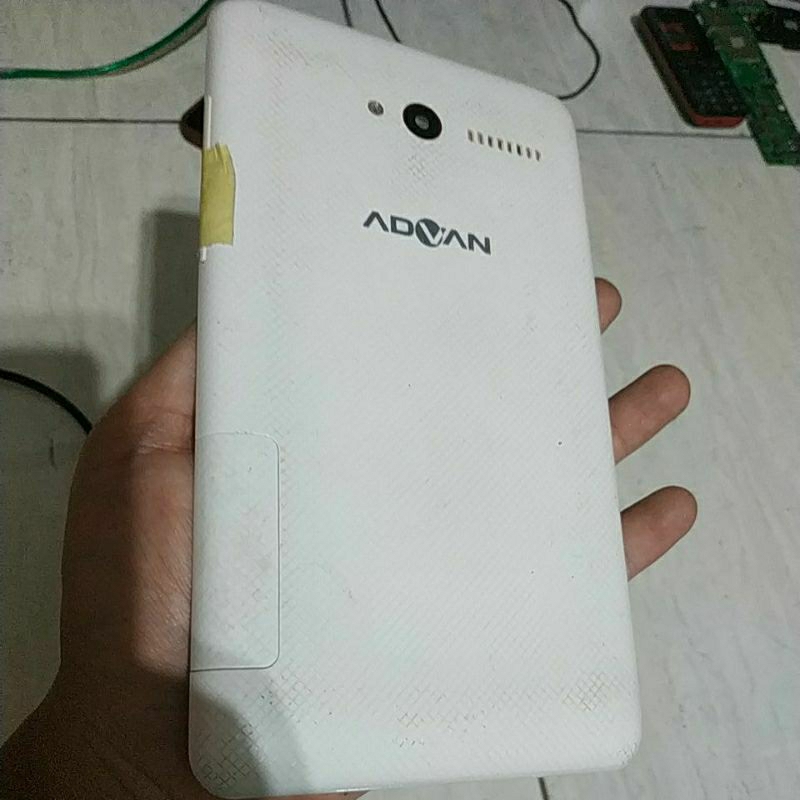 Jual backdoor bekas Advan E1C 3g tombol lengkap lumayan mulus | Shopee ...