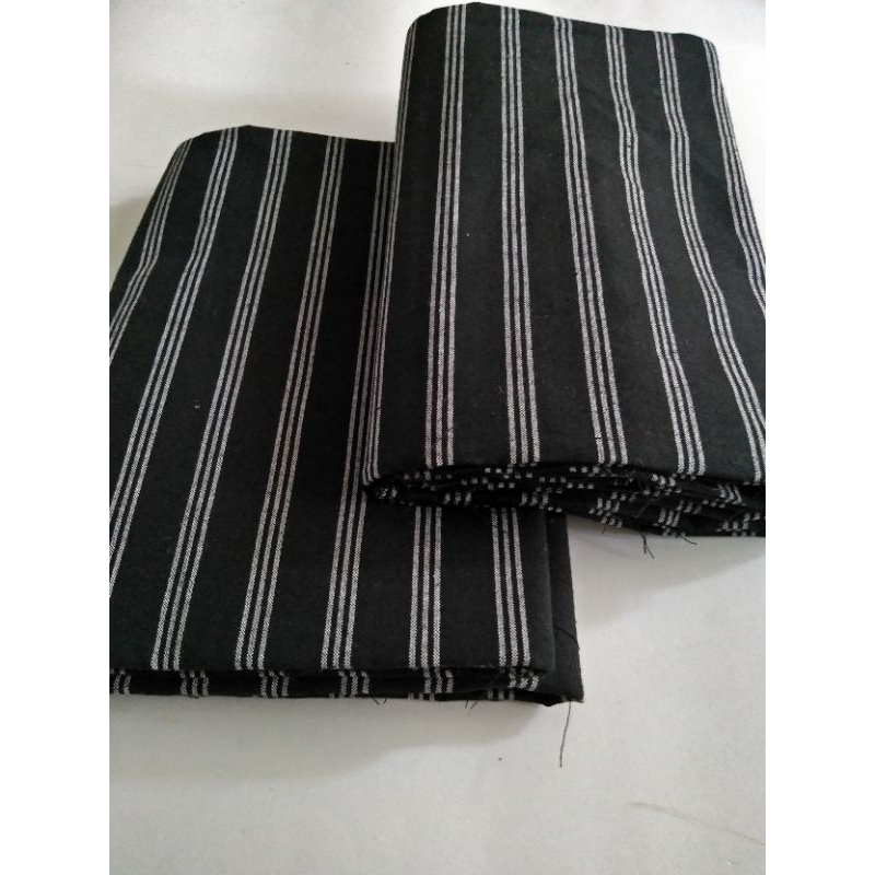 Jual Kain Batik Tenun Lirik Hitam garis putih 3 panjang 2 meter ...