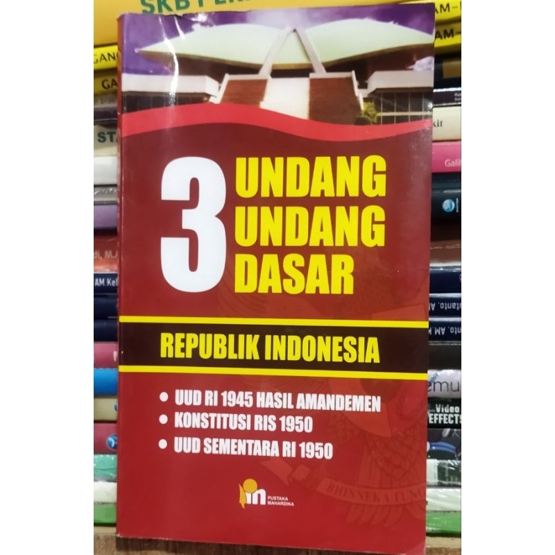 Jual TIGA UNDANG UNDANG DASAR REPUBLIK INDONESIA | Shopee Indonesia