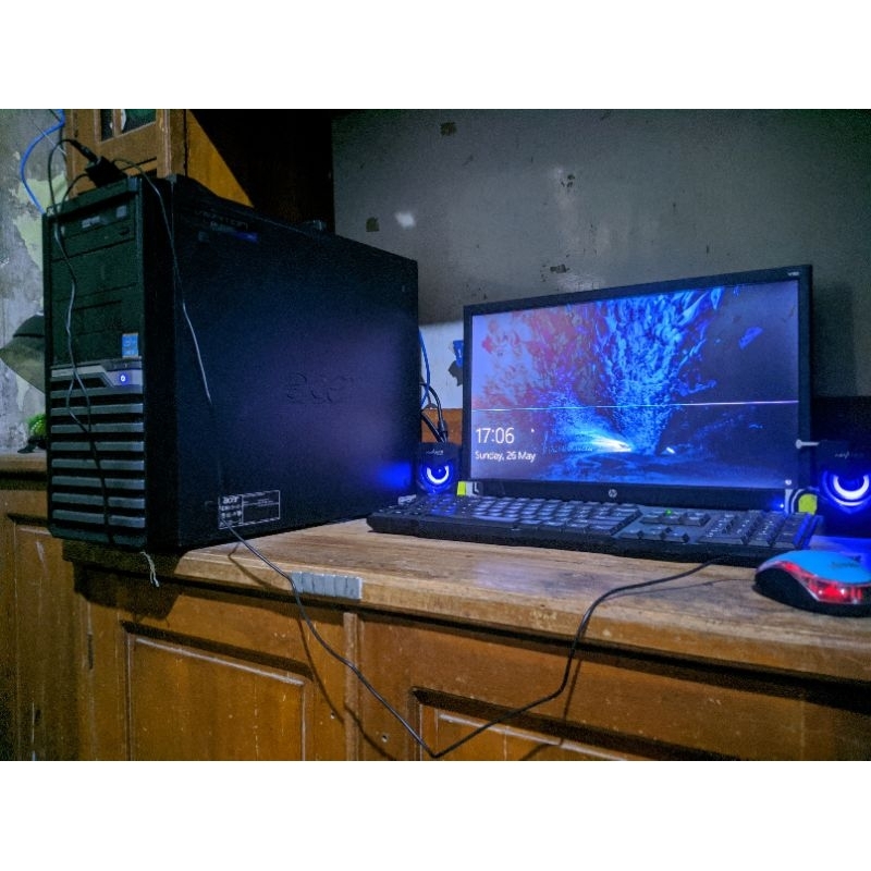 Jual pc rakitan fullset (monitor+cpu+keyboard+mouse+speaker) | Shopee ...