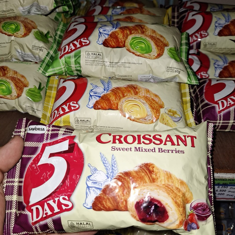Jual 5days croissant 60gram aneka rasa | Shopee Indonesia