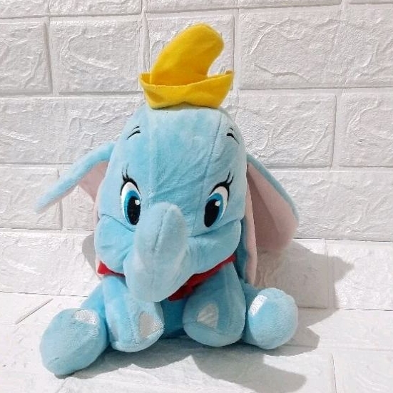 Jual boneka gajah biru dumbo karakter disney. gajah terbang. original ...