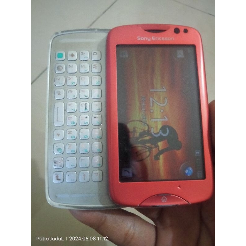 Jual Sony Ericsson Xperia TXT Pro CK15 i Normal Original Mulus Jadul Langka Unik Imut Speaker ...