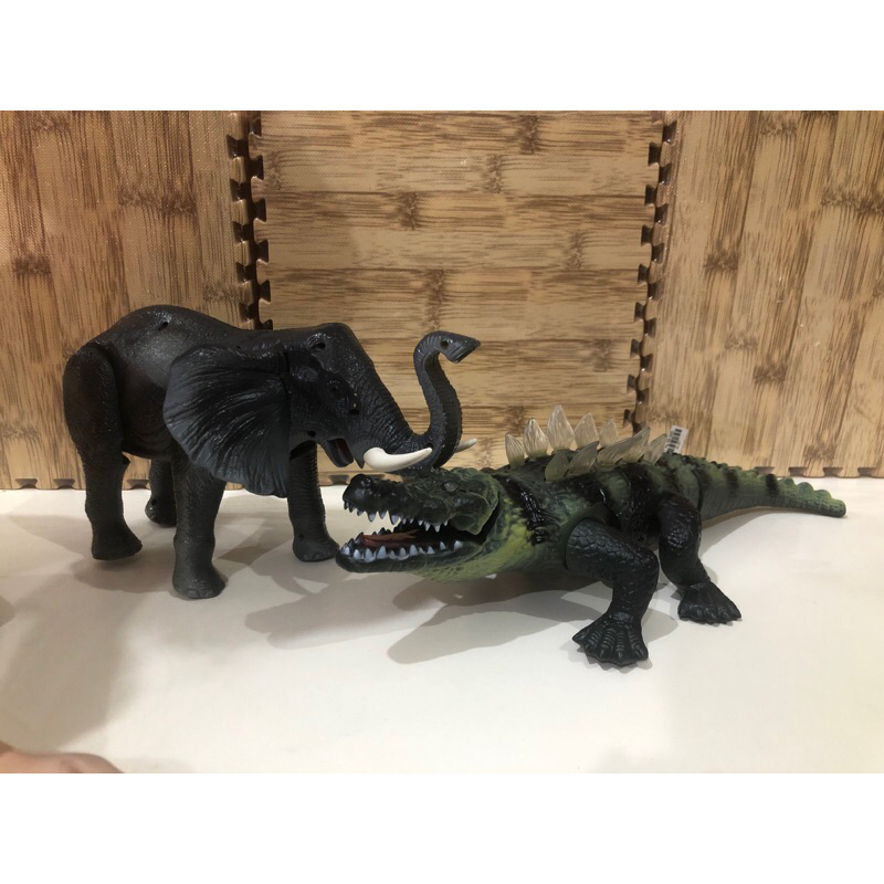 Jual Mainan Baterai Animal hewan baterai bisa bunyi dan berjalan ...